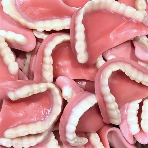 Gummy Dentures Poppin Candy