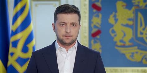 Зеленский пригрозил увольнением главам ОГА за задержку выплат медикам