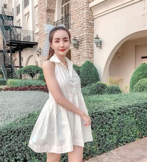 นิวนิว เอวเด้ง โสดแล้วฮอต ขอเลย ใจเย็น ๆ คนทักมาจีบจนแชตจะระเบิดแล้ว