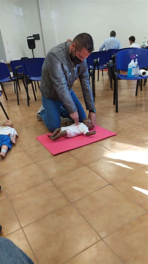 Corso Teorico Pratico Di Manovre Salvavita Pediatriche Per Gli Agenti