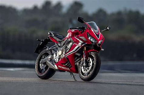 Honda CBR650R Vs Kawasaki Ninja 650 ABS Zigwheels
