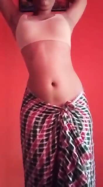 Beautiful Body Asian Indian Dancing In Viral Song Eporner