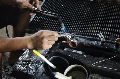 علت و علائم خرابی رادیاتور خودرو نحوه رفع گرفتگی رادیاتور
