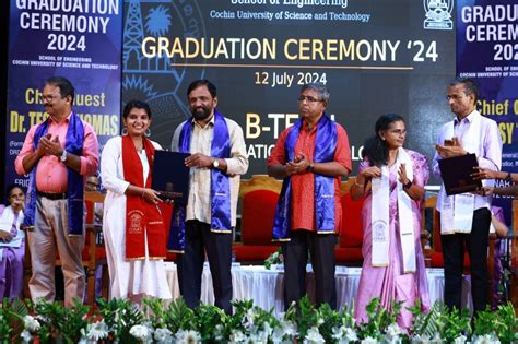 Meenakshy S On Linkedin Cusat Btech Graduation
