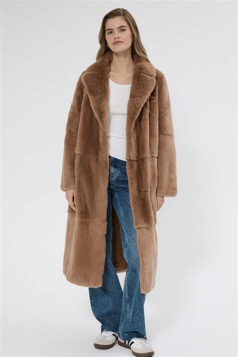 Шуба из меха кролика Снежная королева Collection 737346003 цены в