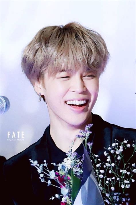 Bts Community Post 지민시🍑🐥1 어제 지민 네이버 좋아요 공감기사💛👏💛👍💛