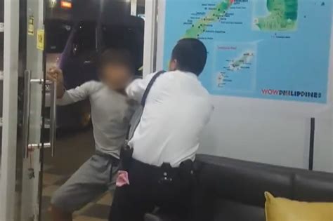 VIRAL Guwardiya Mga Batang Nagnakaw Nagpang Abot ABS CBN News