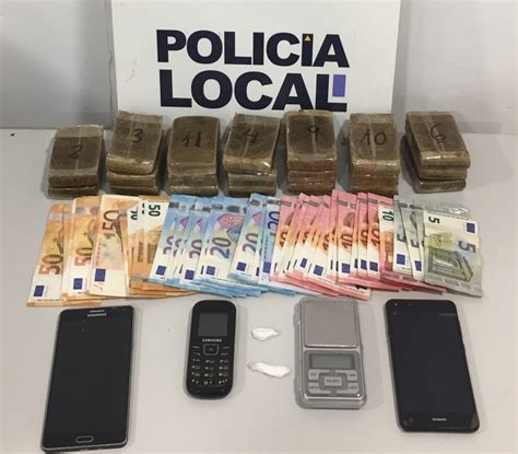 Dos Detenidos Y Más De Dos Kilos De Droga Incautados En Playa Blanca