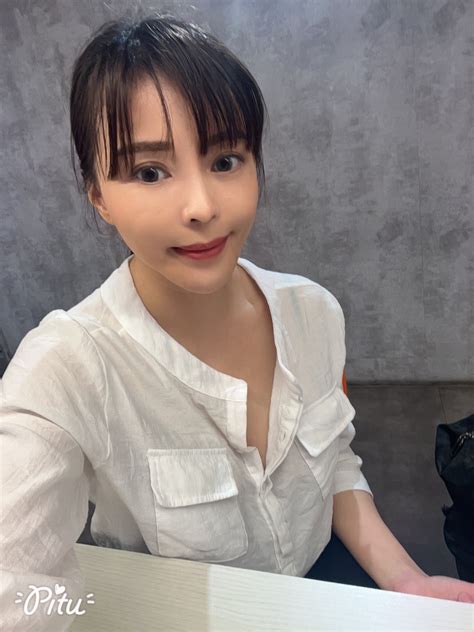上官天權 Syokanteken On Twitter Lena12311231 我看見莉娜女神就充滿了活力，不用吃東西也無所謂～😍😍😍😍😍😍😍😍😍😍 Twitter