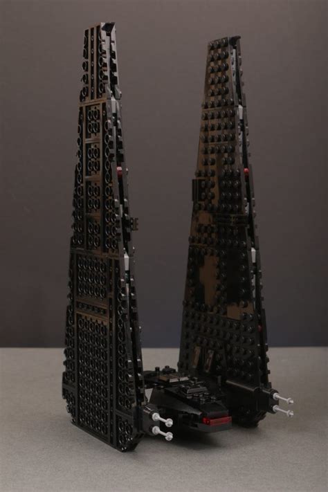 Lego Star Wars 75406 Kylo Rens Command Shuttle Review