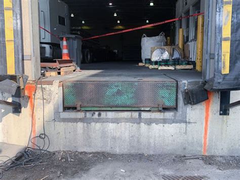 Dock Leveler And Bumpers Apel Extrusions Calgary Alberta