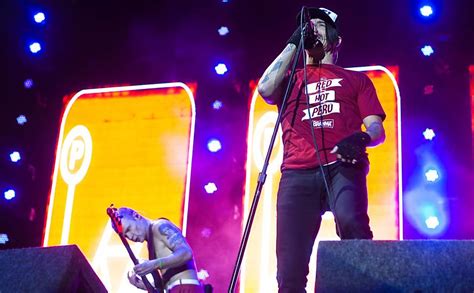 Red Hot Chili Peppers Brasil Retrospectiva Red Hot Chili Peppers