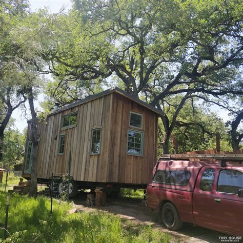 Rustic Tiny House On Stilts 20 Tiny Home Living Ideas Tiny House