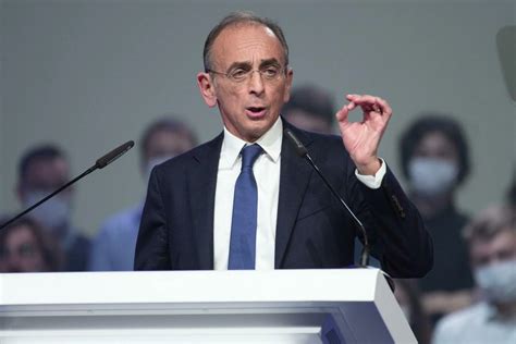 Кандидат в президенты Франции осужден за расистские высказывания