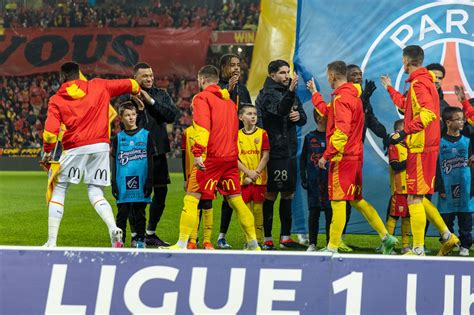 Pictures Of The Win Over Lens Paris Saint Germain