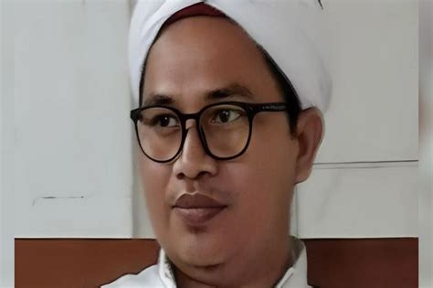 Profil Dan Biodata KH Imaduddin Utsman Al Bantani