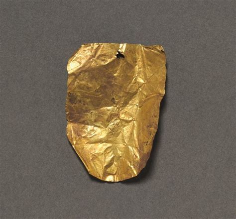2500 Year Old Tombs In Egypt Reveal Mummies With Golden Tongues