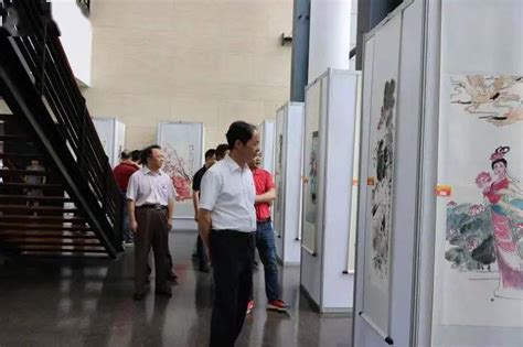 学党史 忆初心丨始终坚持三个“紧紧围绕”——县人大机关开展“砥砺百年再出发”主题党日活动 高胜华作专题党课发展
