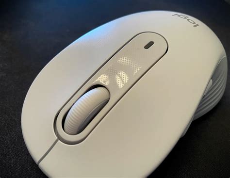Logitech Signature M650 Wireless Mouse Review Your Silent Partner