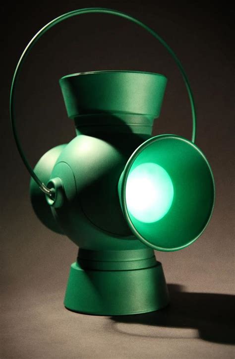 DC Collectibles Green Lantern Power Battery And Ring Replica The