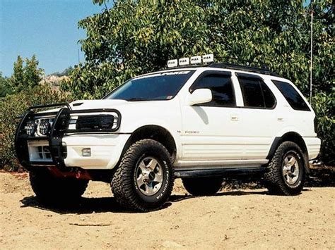 Isuzu Rodeo 4x4 Lifted