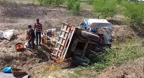 Ten Injured After Tractor Trolley Overturns Accident Occurred While