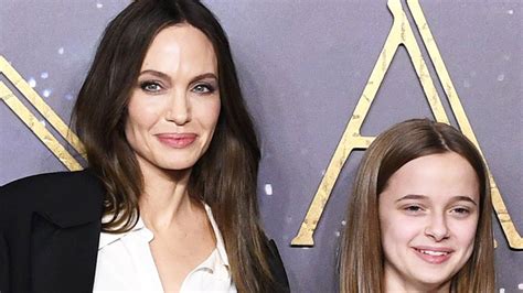 Angelina Jolie And Daughter Vivienne 15 Twin In Beige Pants Heading To