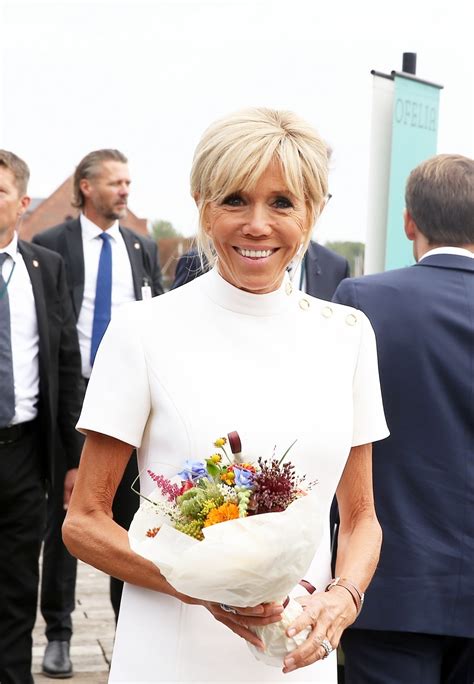 Maduritas Brigitte Macron 67 Salvada Por El Chic Belleza El Mundo
