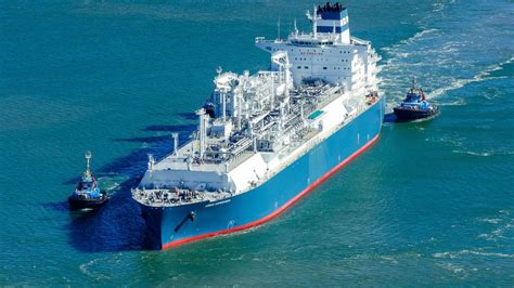 Lng Terminal In Wilhelmshaven Erstes Schiff Mit Flüssiggas Auf Dem Weg