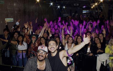 Gonzalo Hermida En México El Artista Deslumbró Con Su Bandera Libertad