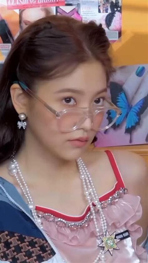 ค้นพบไอเดีย Imx Girl 43 รายการ คนสวย นักร้อง คนดัง และอื่นๆ อีกมากมาย