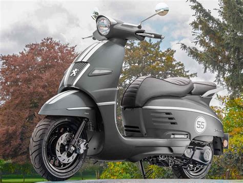 プジョーモトシクル特別仕様車「ジャンゴ125エバージョンabs」登場！ 限定50台のお得なパッケージモデル Webオートバイ