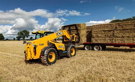 New Jcb Telehandlers Combine Two Drive Systems In One