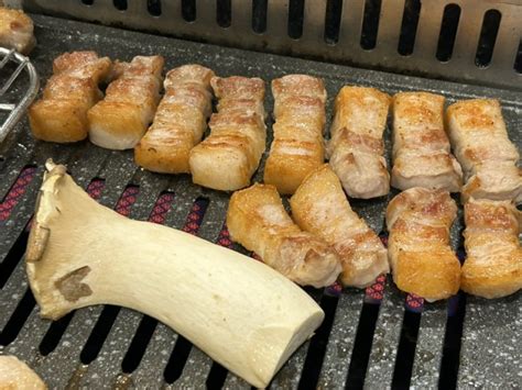 오산원동맛집 ‘숙달돼지 사장님이 직접 구워주시는 숙성통삼겹 네이버 블로그