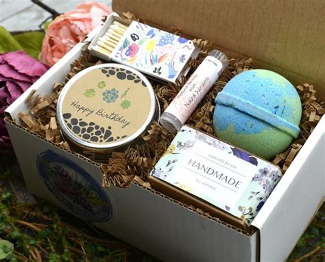 Geschenkbox für Freundin selber machen 40 DIY Ideen für den Inhalt