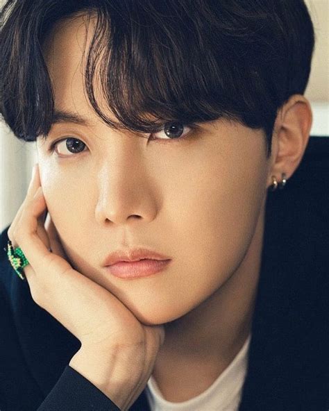 Pin By Pelusa On Hoseok Hoseok Jung Hoseok Jhope