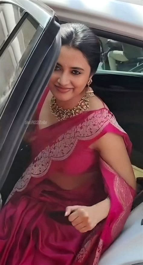 Pin By Yathish On Priyanka Arul Mohan Naturally Beautiful Women