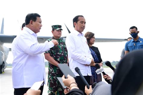 FOTO Presiden Jokowi Saksikan Penyerahan Pesawat Super Hercules TNI AU
