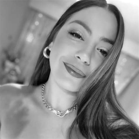 🎀sofia Tz🎀 Sofaki Tz • Threads Say More