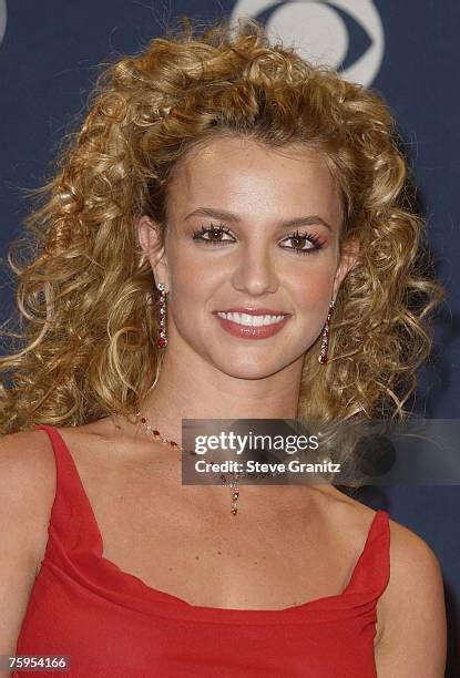 Britney Spears Headshot Photos And Premium High Res Pictures Getty Images