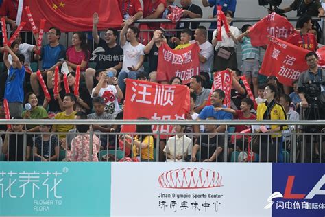 游泳世界杯济南站盛大开幕 粉丝助威中国队加油 山东鲁能 体育 齐鲁网