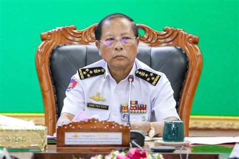 ព្រះមហាក្សត្រ ចេញព្រះរាជក្រឹត្យតែងតាំងឪពុក អ្នកឧកញ៉ា ទៀ វិចិត្រ ជា «រដ្ឋលេខាធិការ ក្រសួងការពារជាតិ