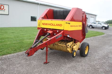 New Holland 630 4x4 Round Baler Electric Tie