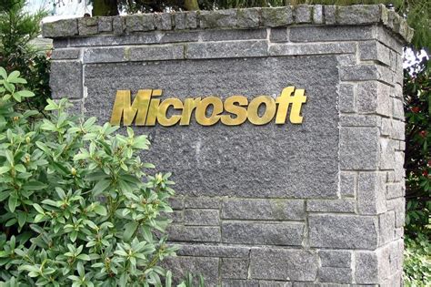 Police Question Man Jogging In Nothing But Sketchers On Microsoft Campus UPI