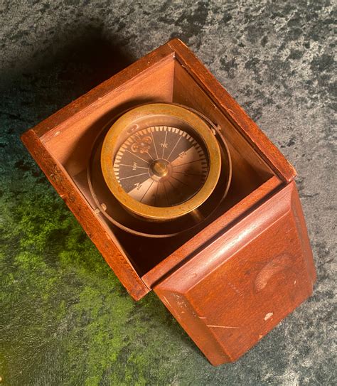 Zero Stock Antique Nautical Floating Card Compass Made In England