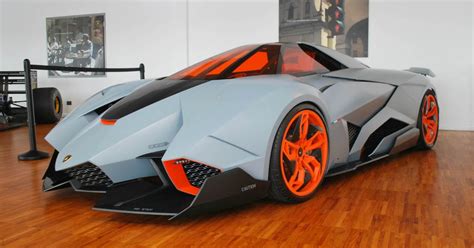 Lamborghini Egoista Vue Latérale