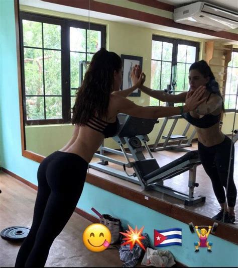 Hermosura on Twitter RT lex7707a Qué deliciosa se ve Livia con esa