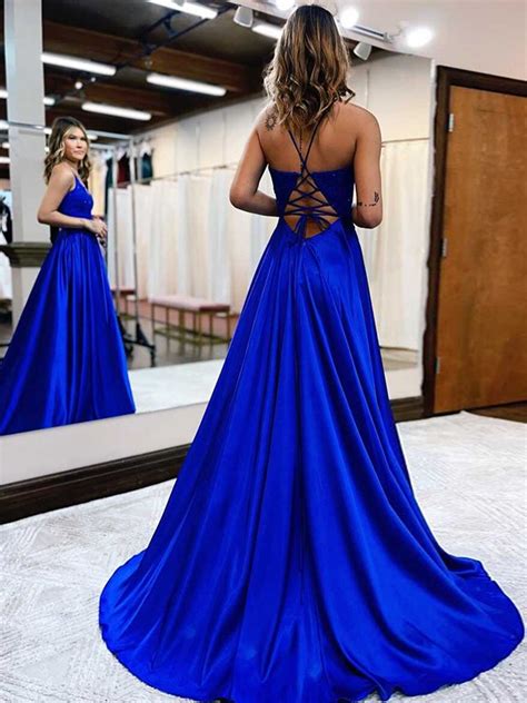 A Lineprincess Elastic Woven Satin Applique V Neck Sleeveless Sweep