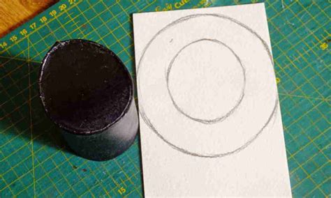 Як зробити капелюх з паперу і картону своїми руками