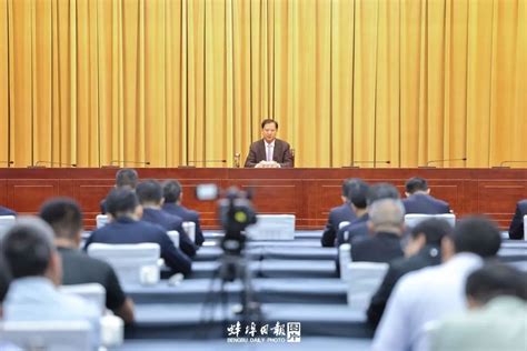 “投资安徽行”，蚌埠怎么“动”？市委书记黄晓武划出重点…… 澎湃号·政务 澎湃新闻 The Paper